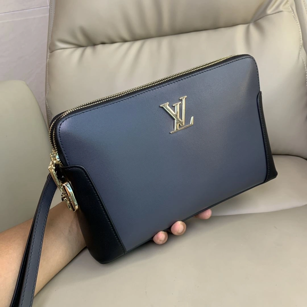 Value-priced Mens Louis Vuitton Clutch Bags