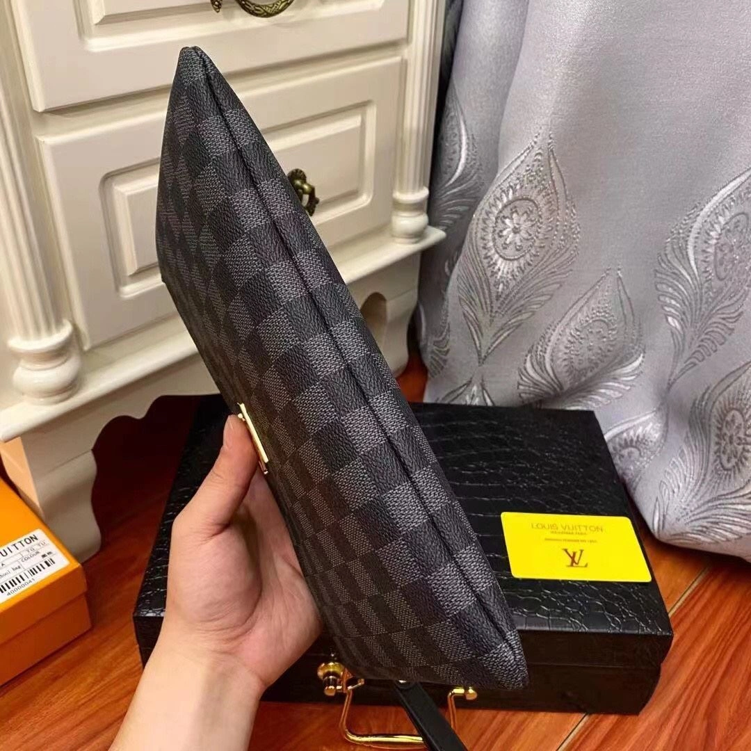 Cut-rate Mens Louis Vuitton Clutch Bags