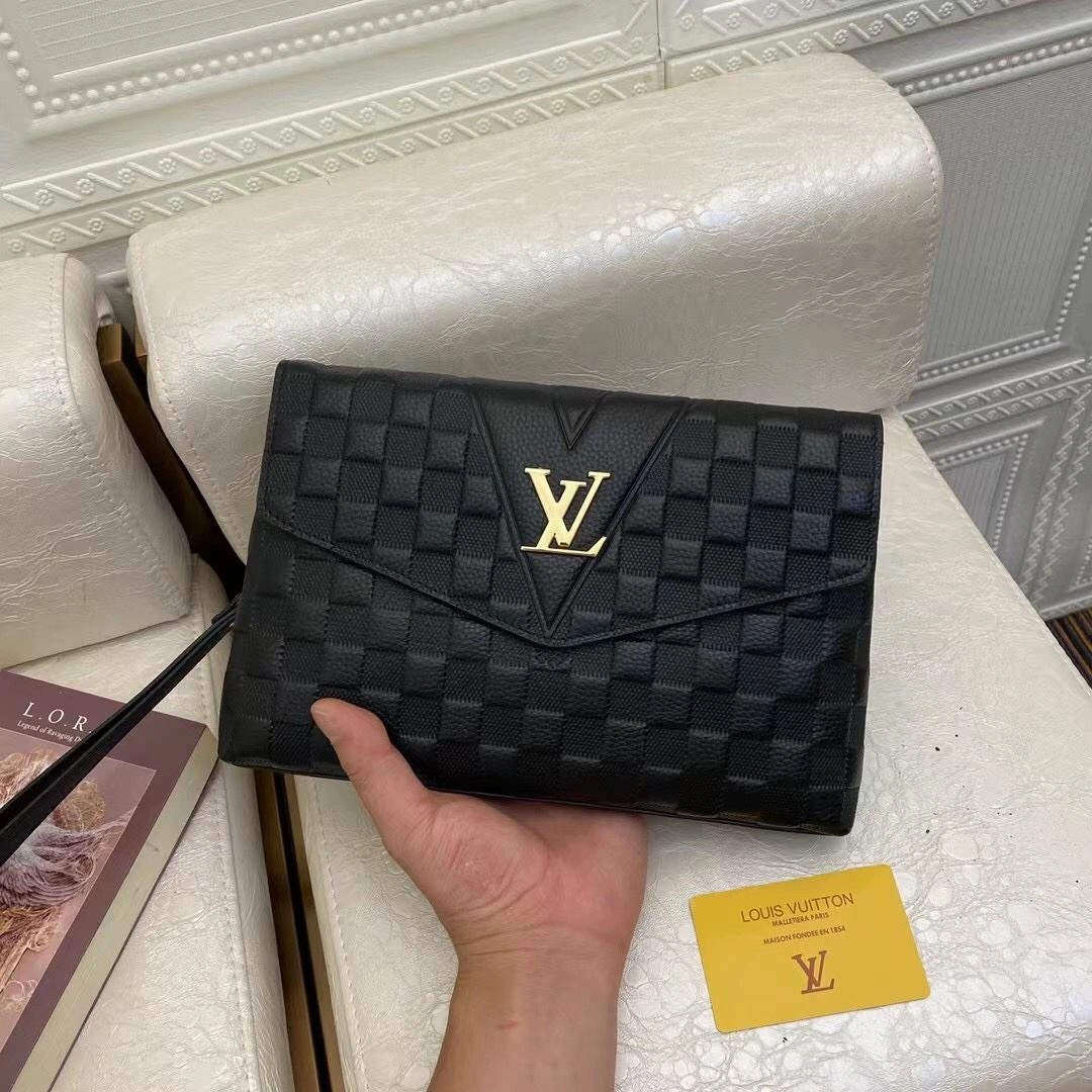 High fidelity Mens Louis Vuitton Clutch Bags