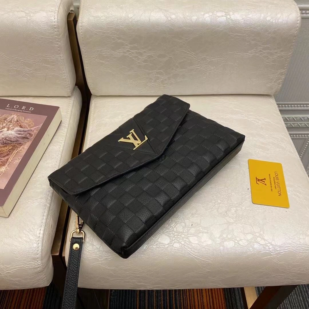 High fidelity Mens Louis Vuitton Clutch Bags