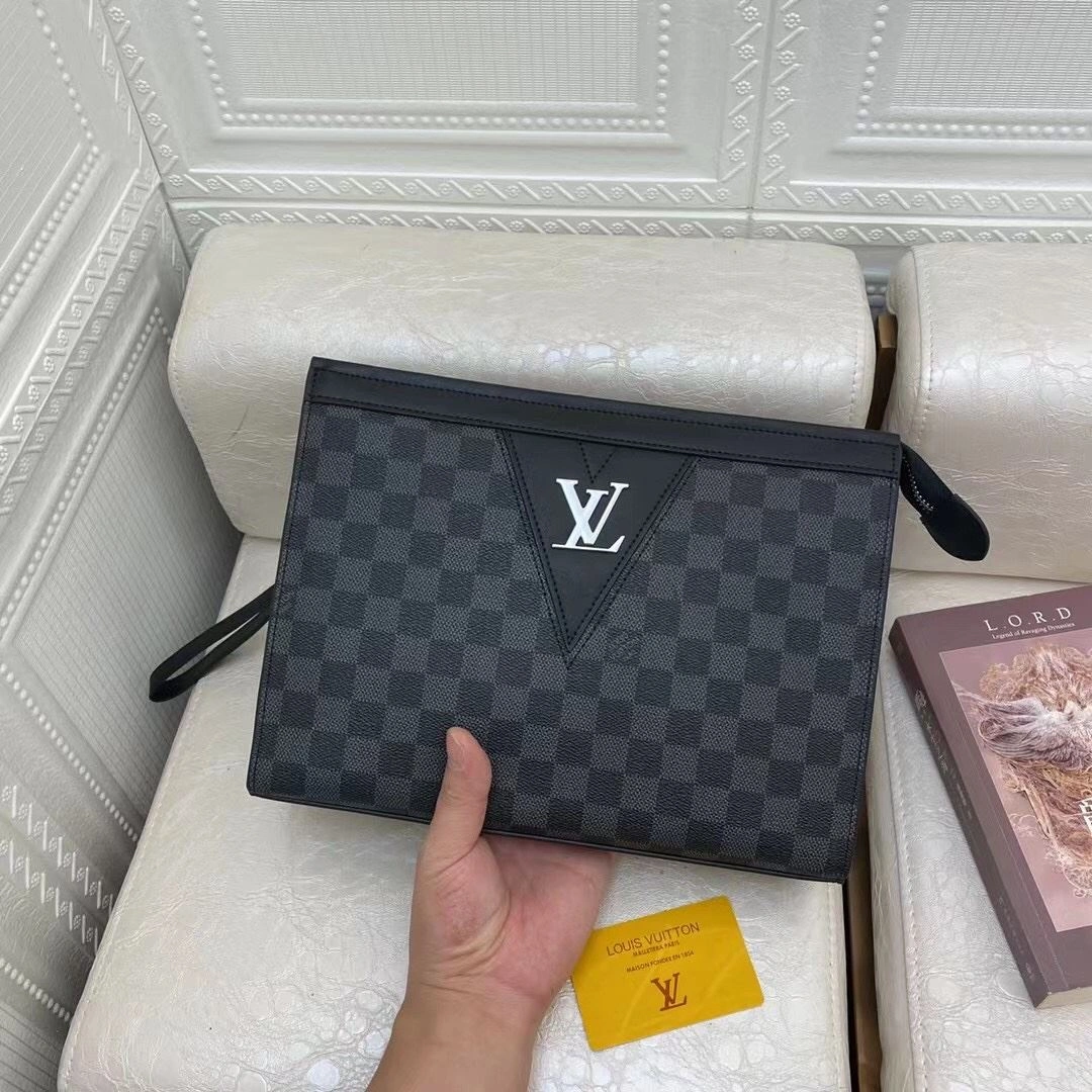 Economical Mens Louis Vuitton Clutch Bags