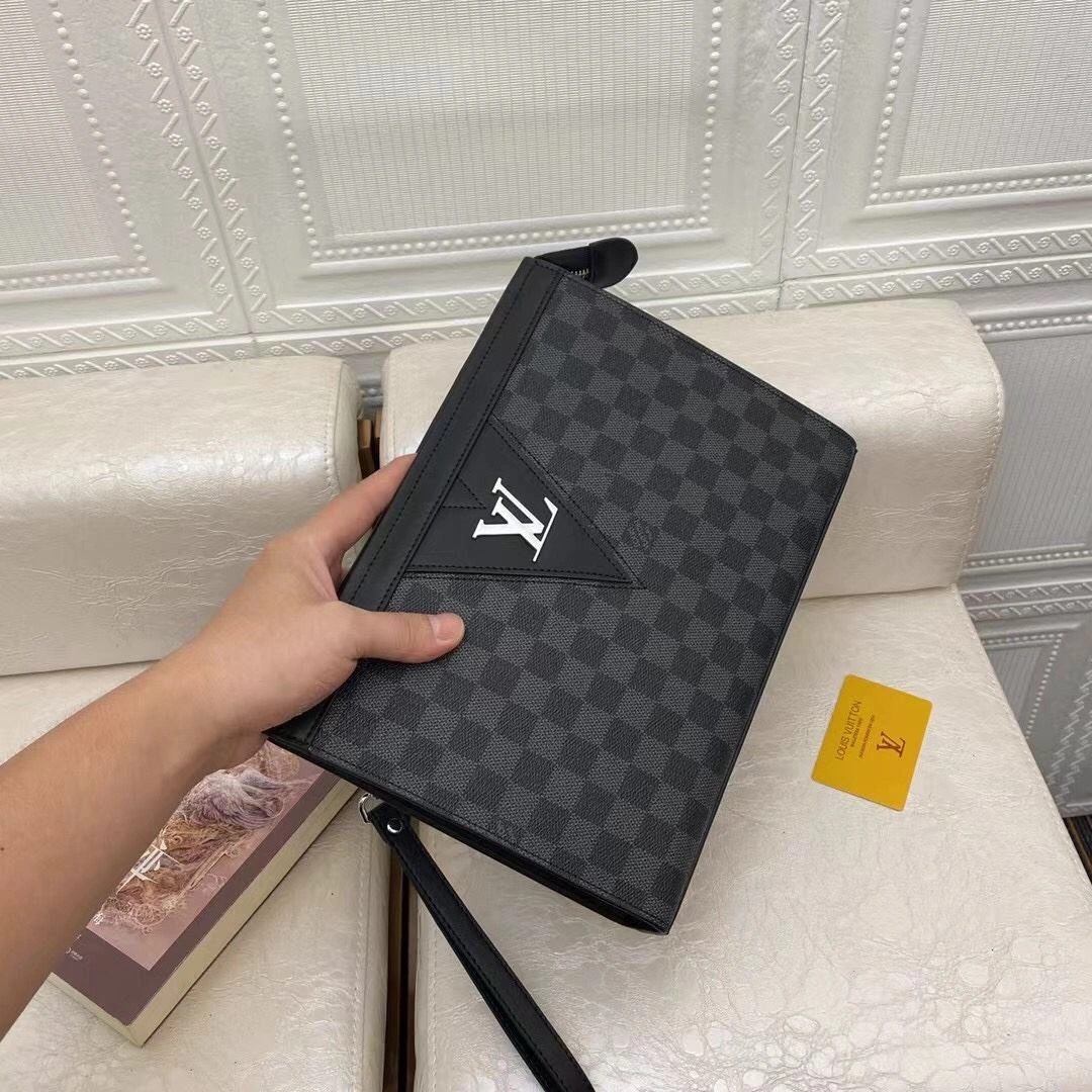 Economical Mens Louis Vuitton Clutch Bags