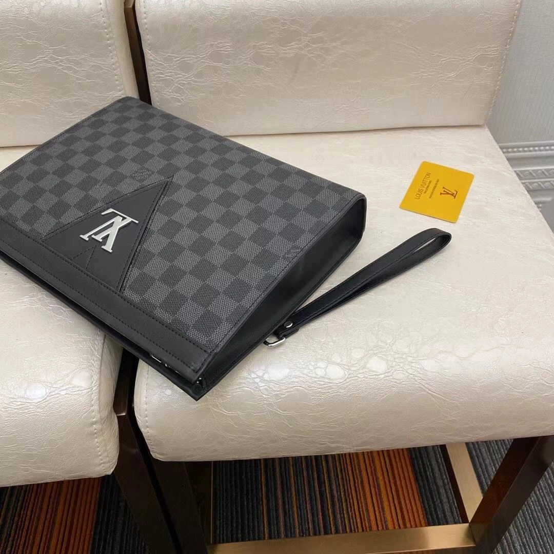 Economical Mens Louis Vuitton Clutch Bags
