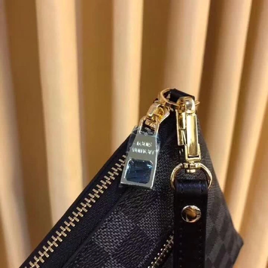 High accuracy Mens Louis Vuitton Clutch Bags