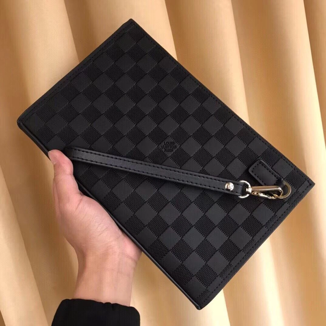 Exact replica Mens Louis Vuitton Clutch Bags
