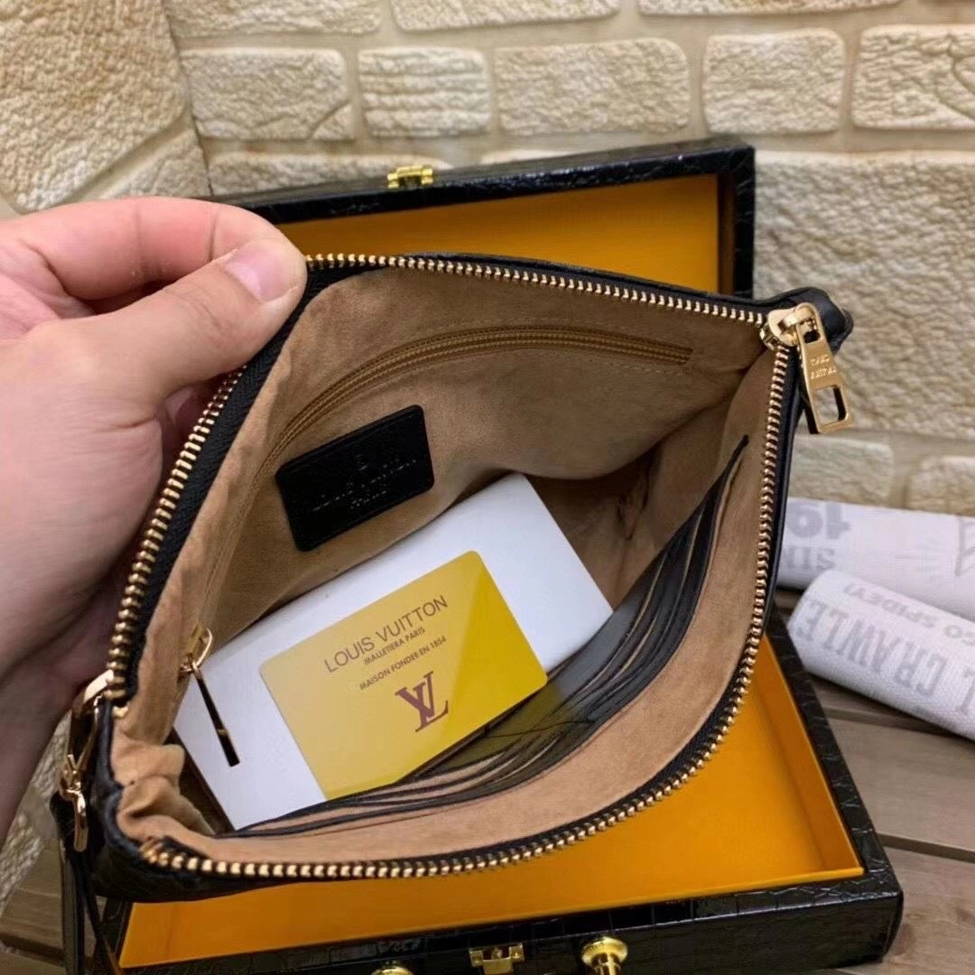 Brand-original Mens Louis Vuitton Clutch Bags