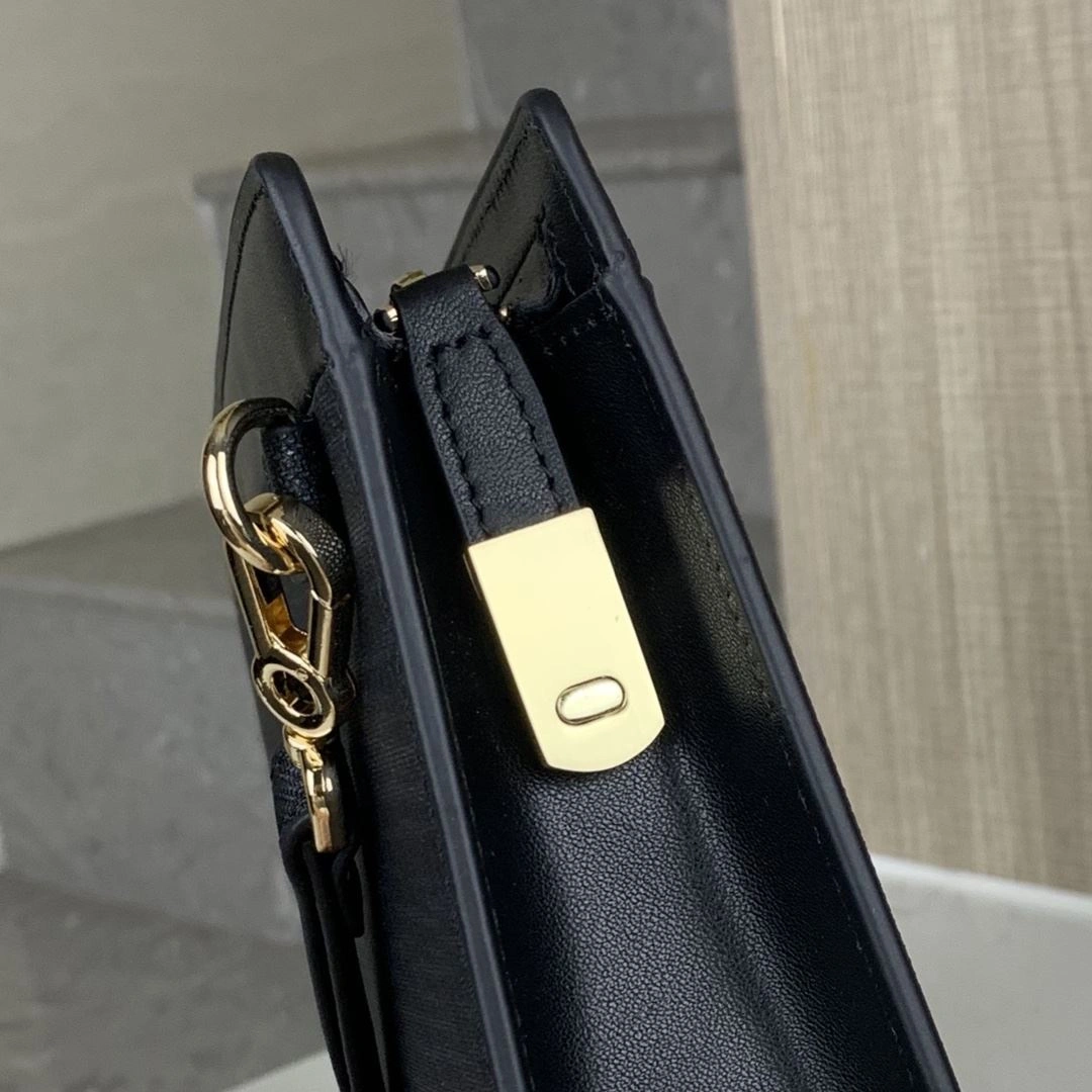 Real Mens Louis Vuitton Clutch Bags