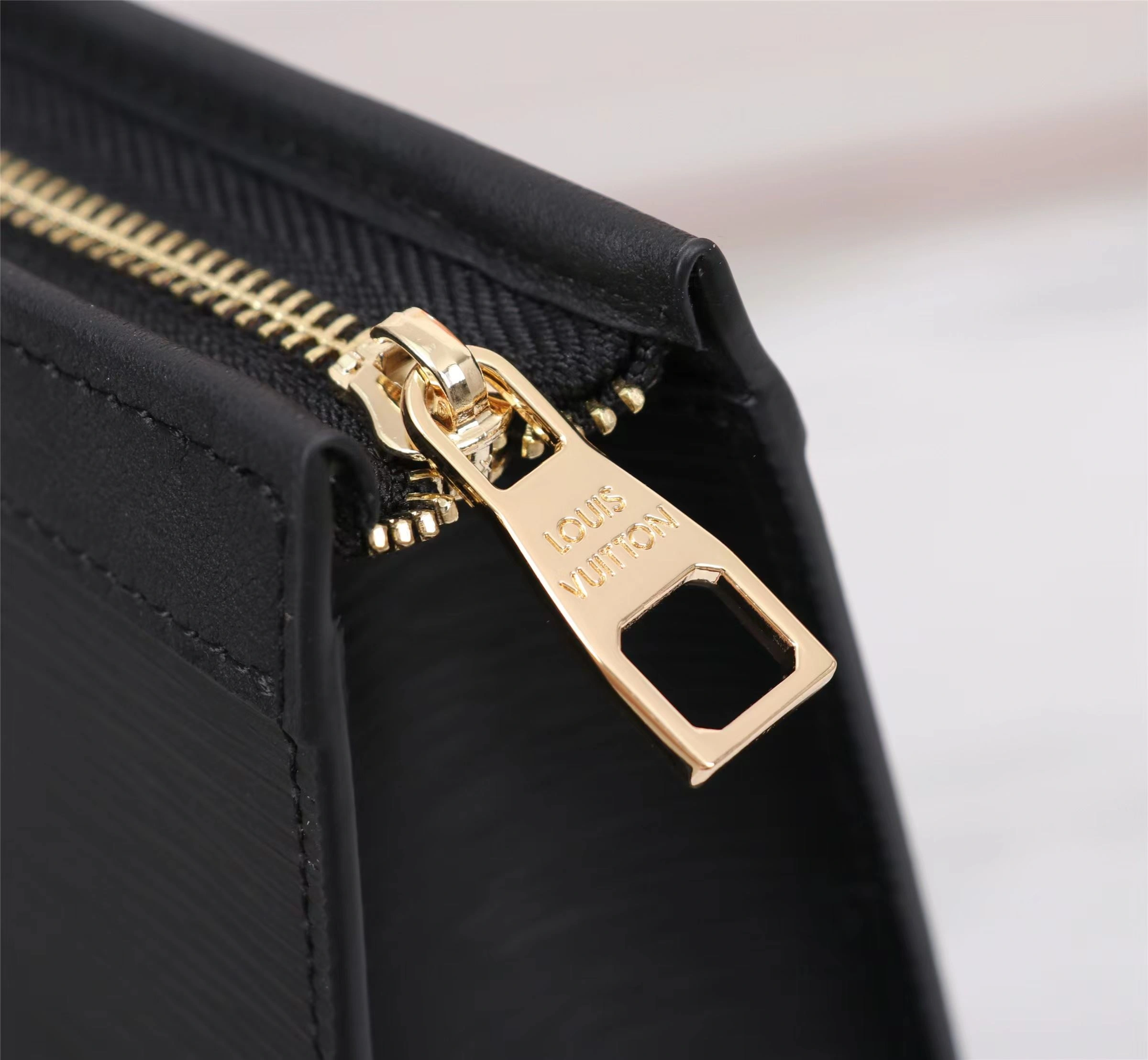 Authentic Mens Louis Vuitton Clutch Bags