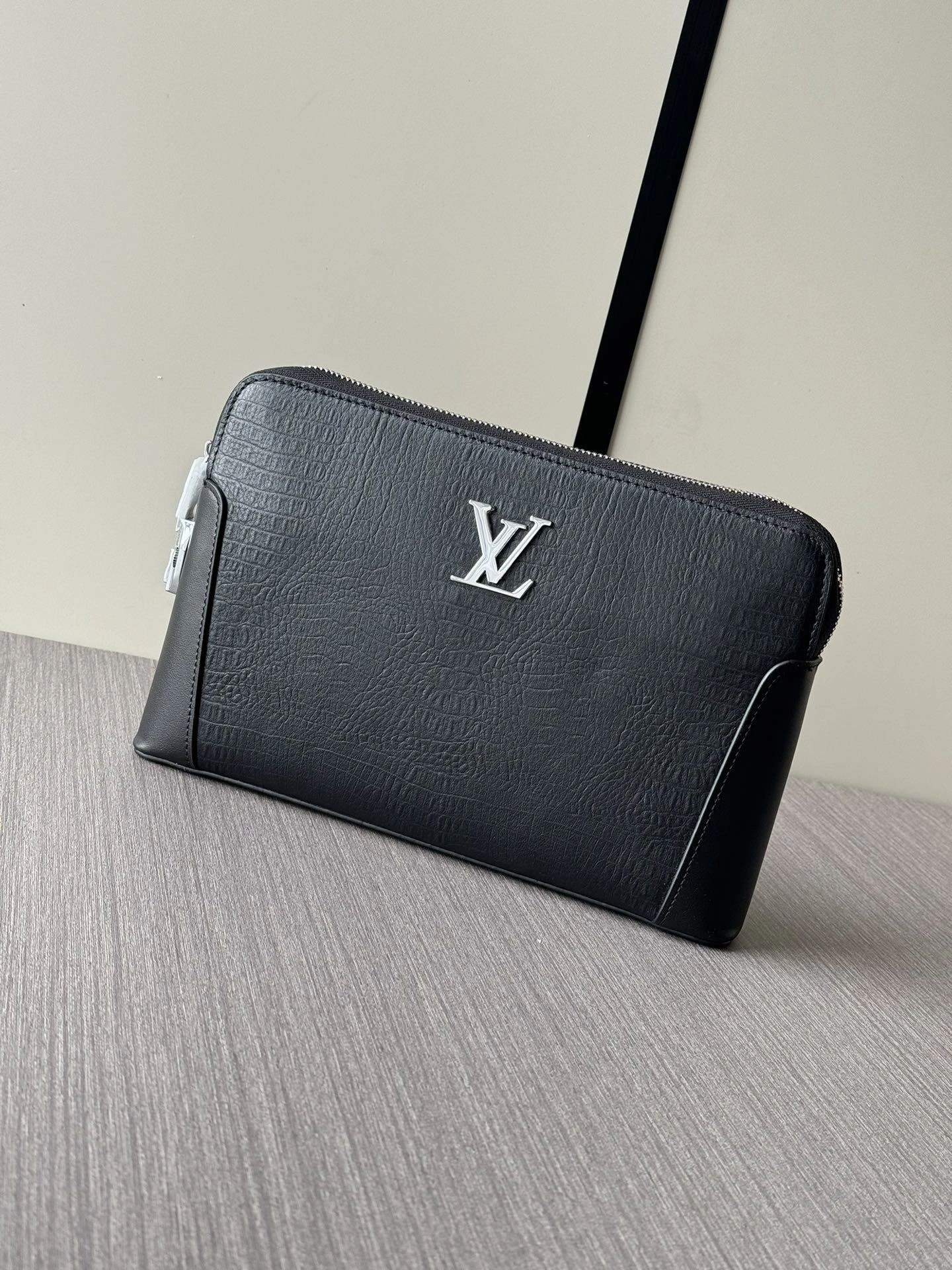 Mens Louis Vuitton Clutch Bags