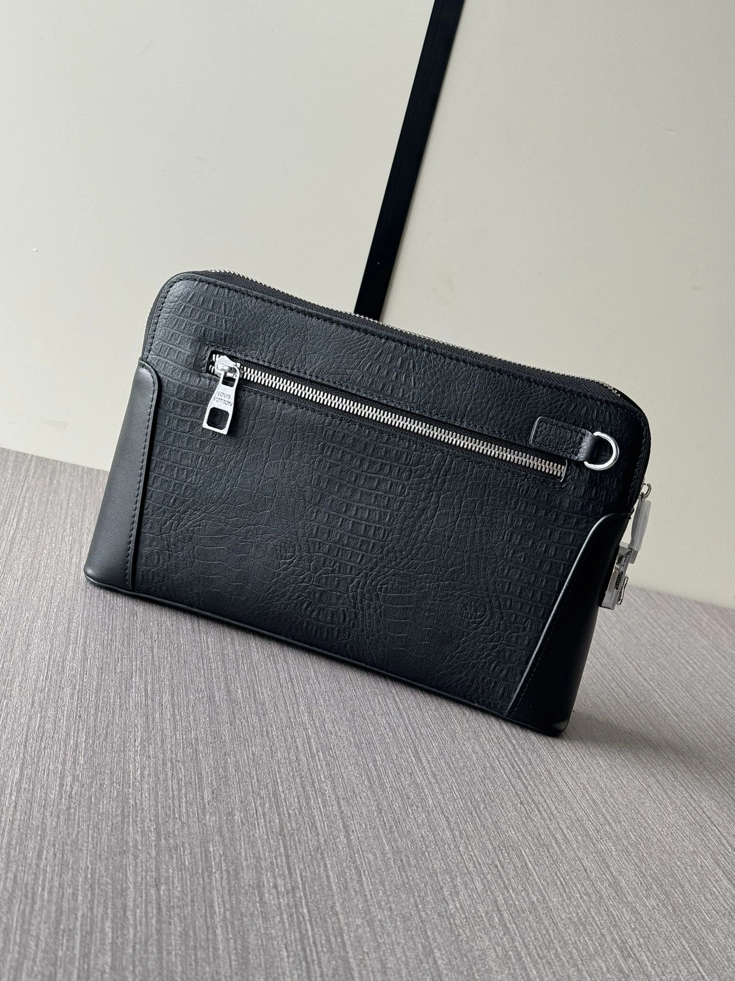 Authentic Mens Louis Vuitton Clutch Bags