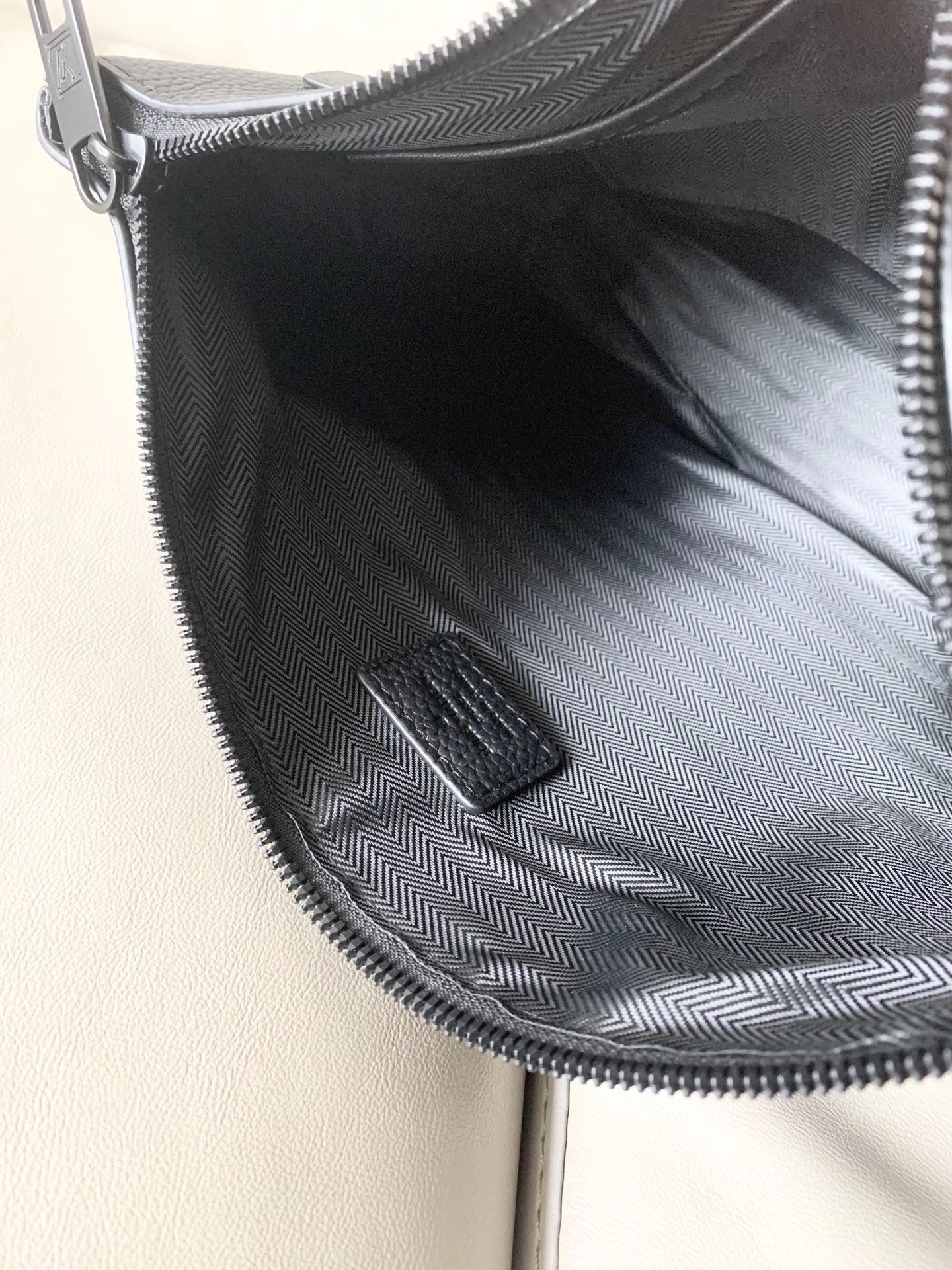 Top match Mens Louis Vuitton Clutch Bags
