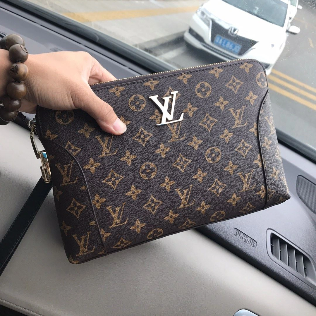 High accuracy Mens Louis Vuitton Clutch Bags
