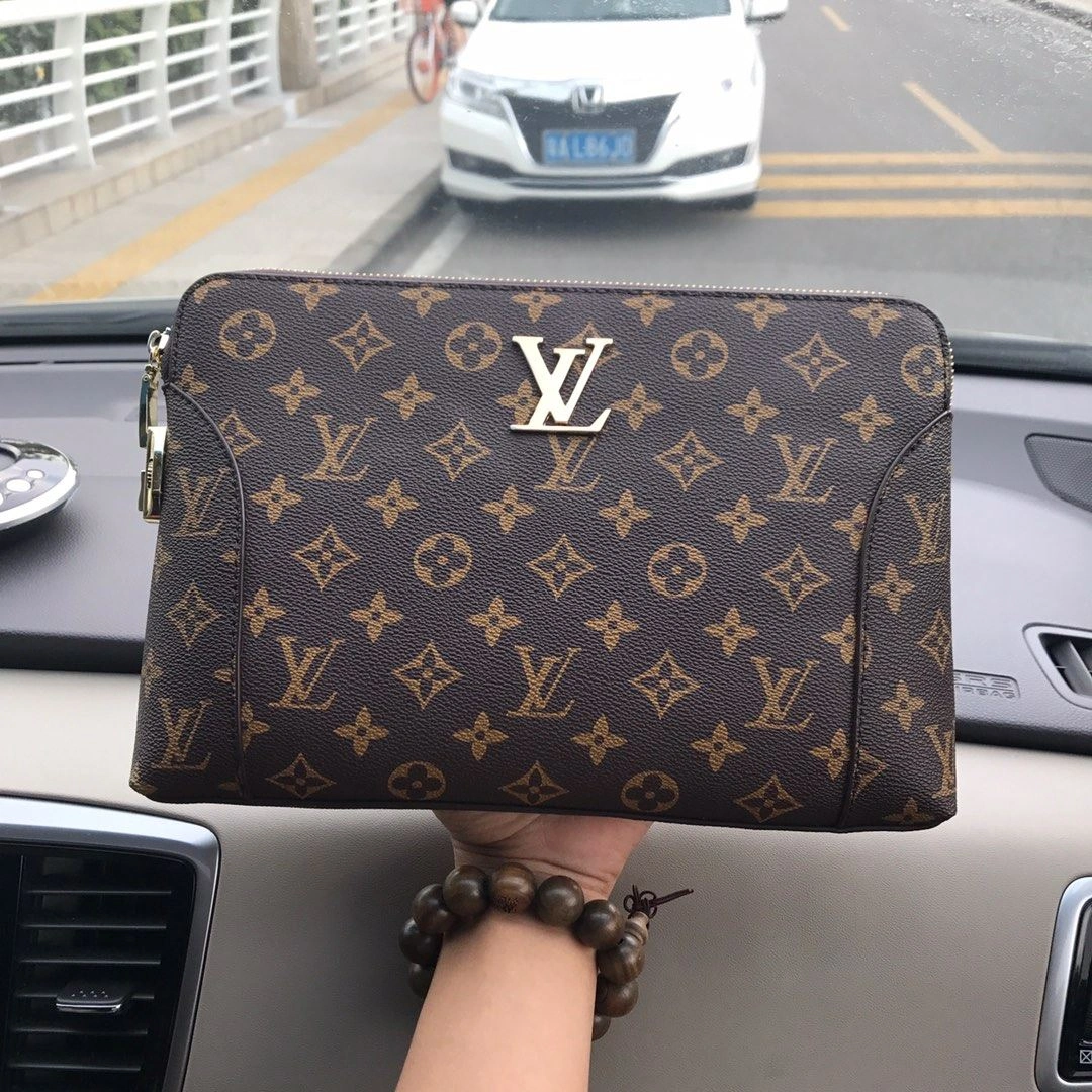 High accuracy Mens Louis Vuitton Clutch Bags