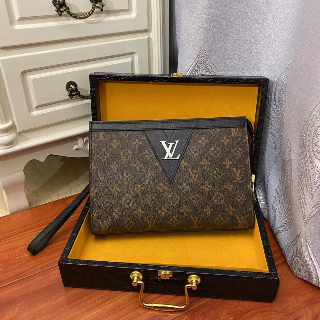 Legit Mens Louis Vuitton Clutch Bags