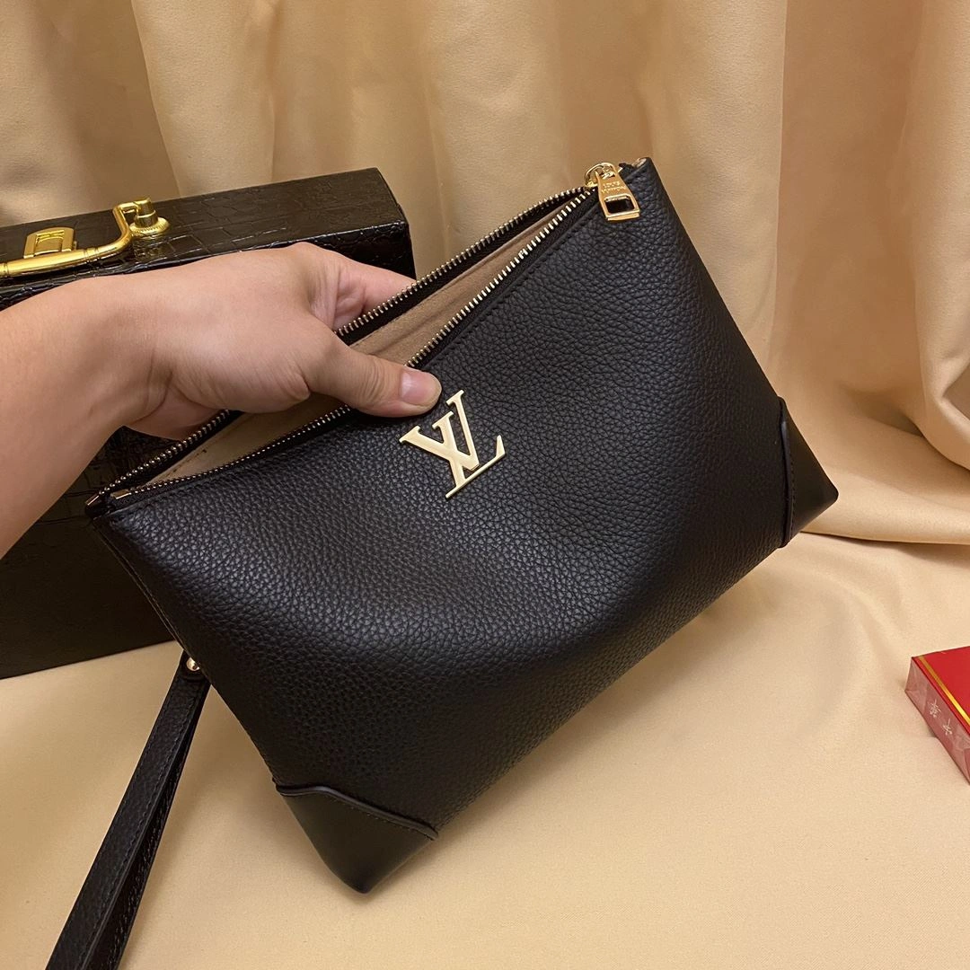 Top match Mens Louis Vuitton Clutch Bags