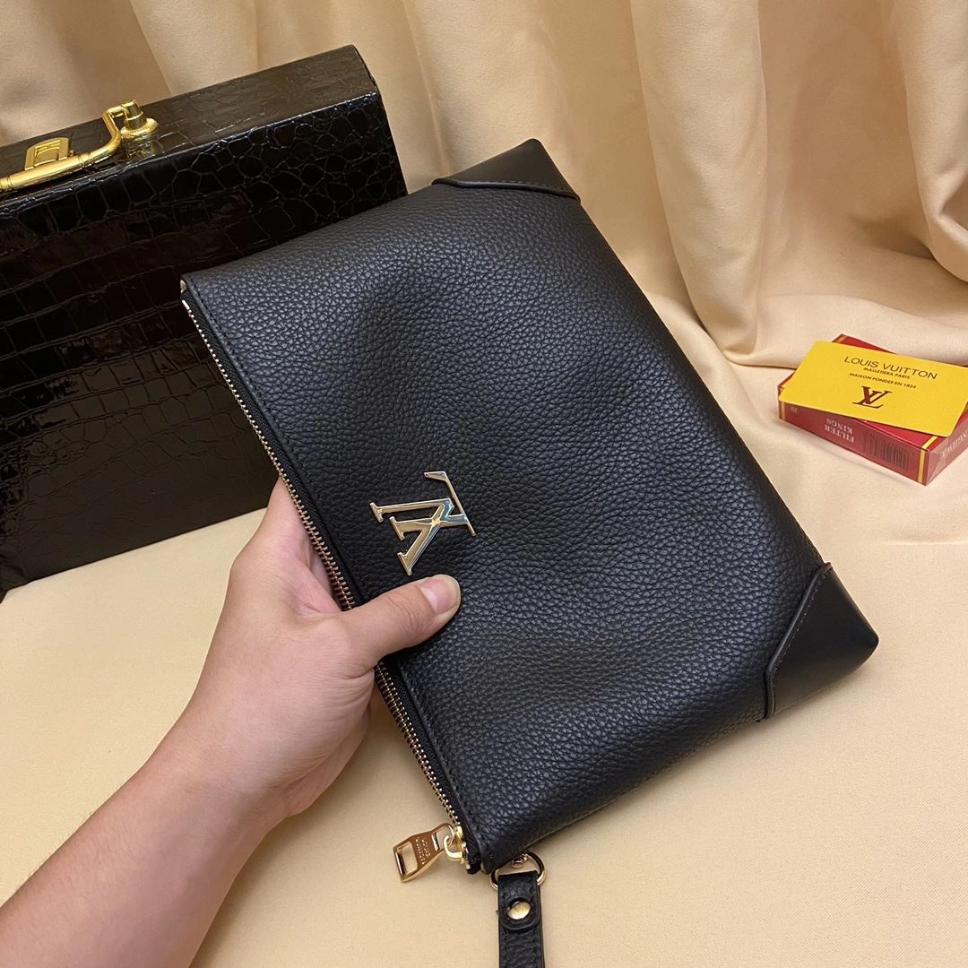 Top match Mens Louis Vuitton Clutch Bags
