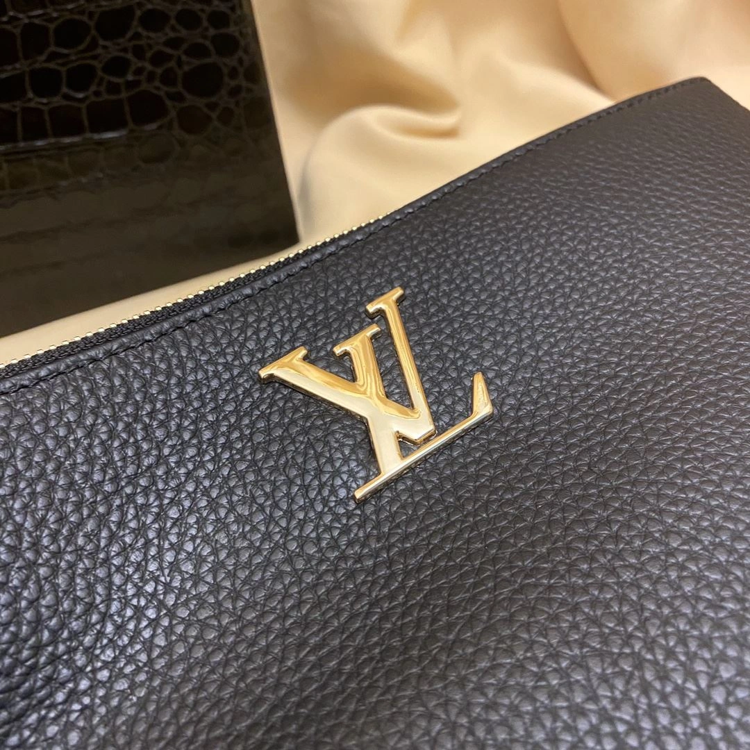 Top match Mens Louis Vuitton Clutch Bags