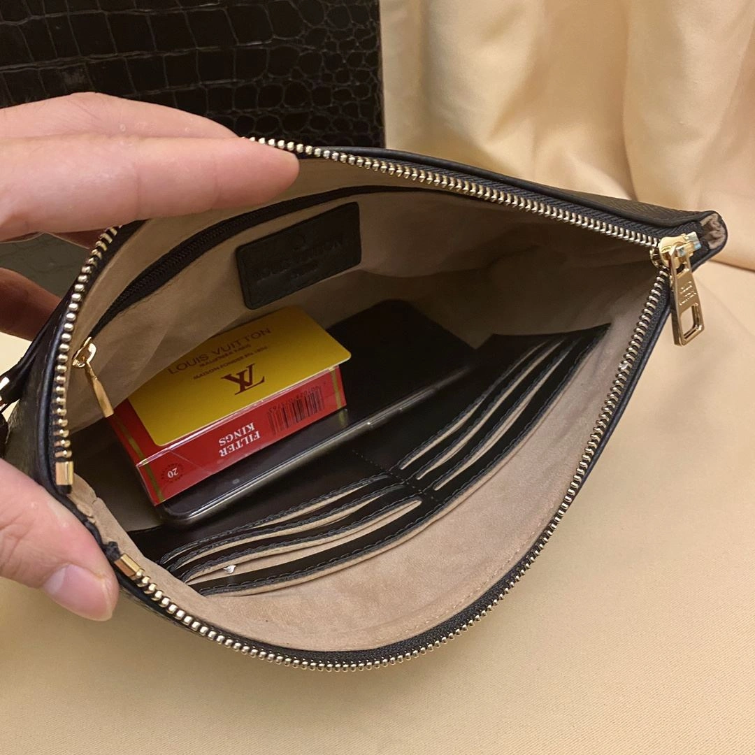 Top match Mens Louis Vuitton Clutch Bags