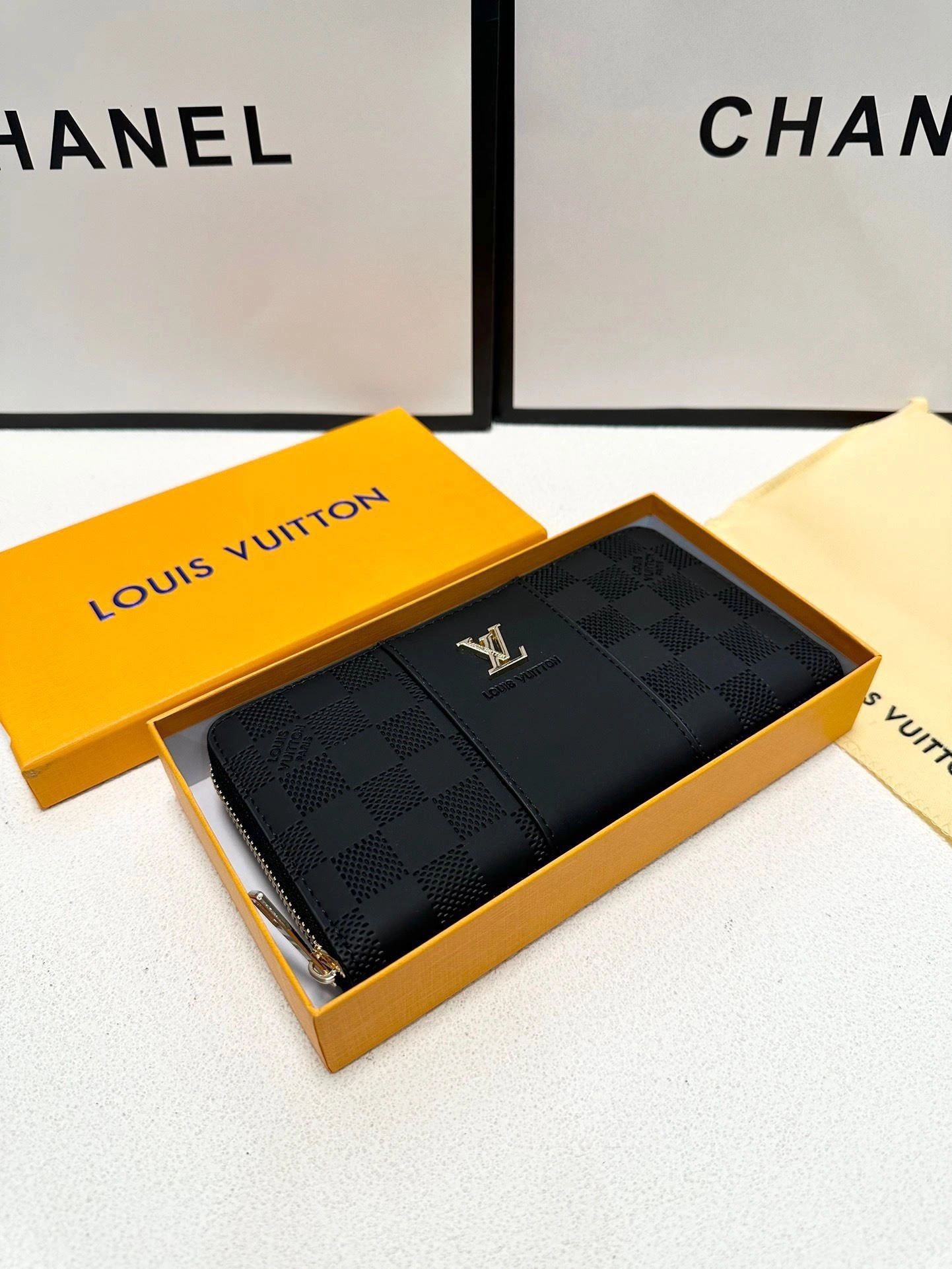 Mens Louis Vuitton Clutch Bags