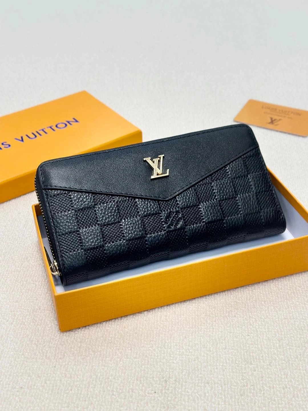 Mens Louis Vuitton Clutch Bags