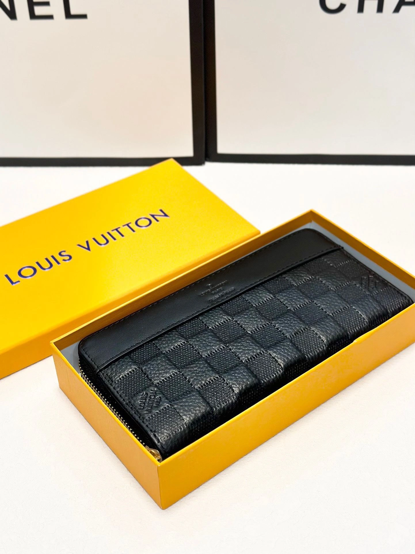 Mens Louis Vuitton Clutch Bags