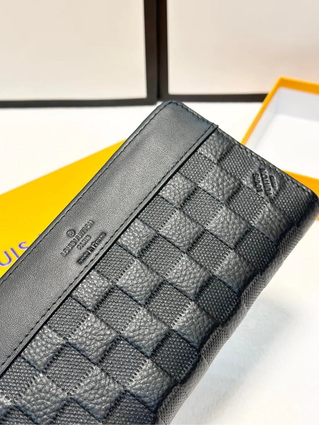 Low-cost Mens Louis Vuitton Clutch Bags