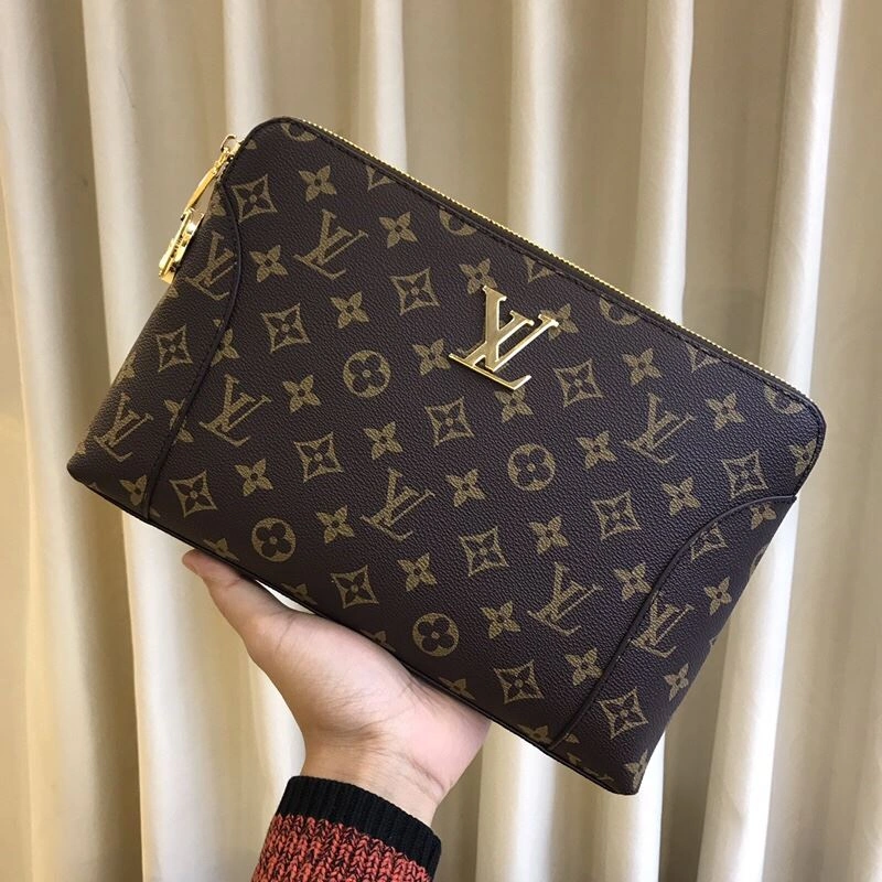 Exact replica Mens Louis Vuitton Clutch Bags