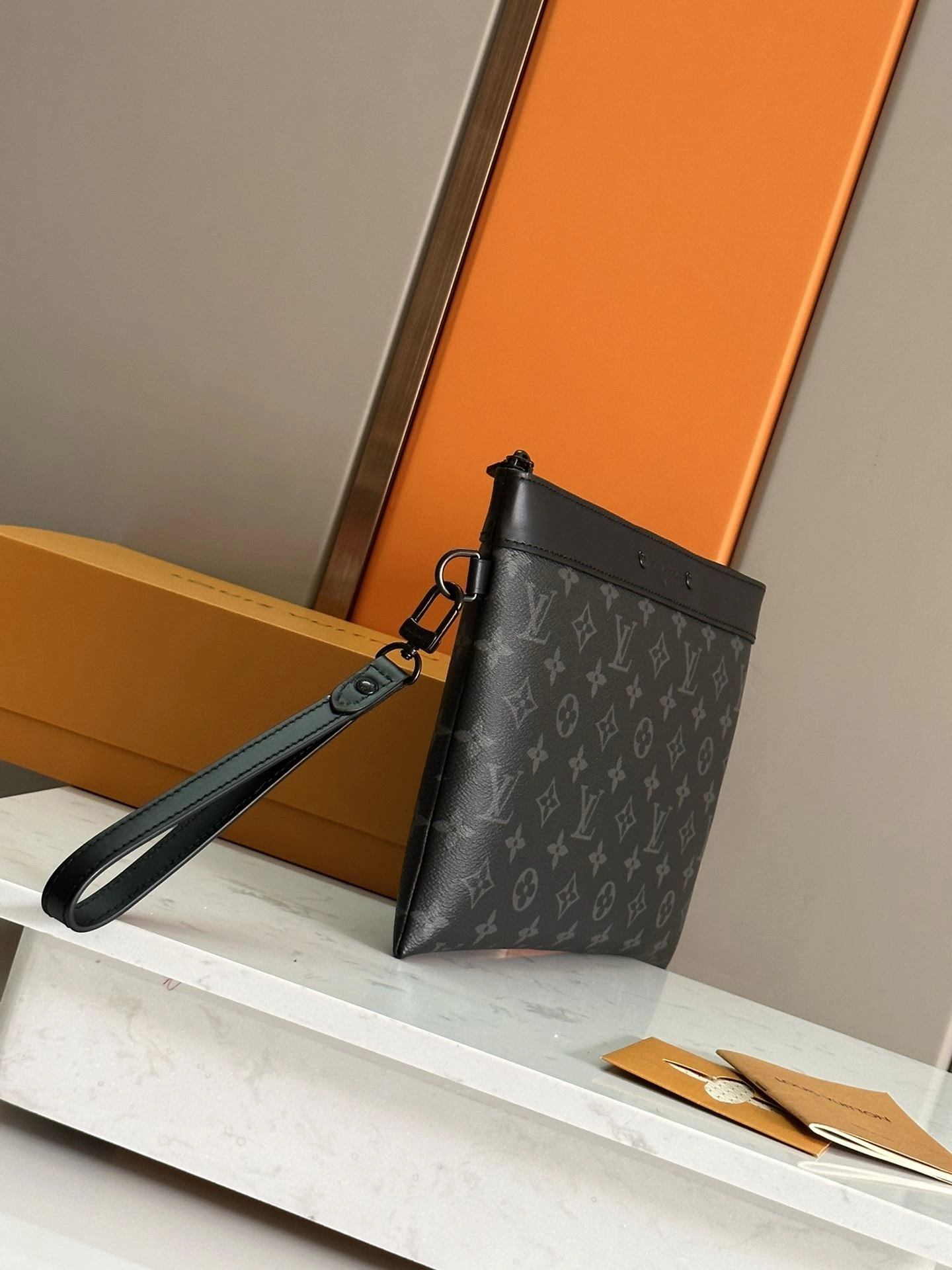 Official Mens Louis Vuitton Clutch Bags