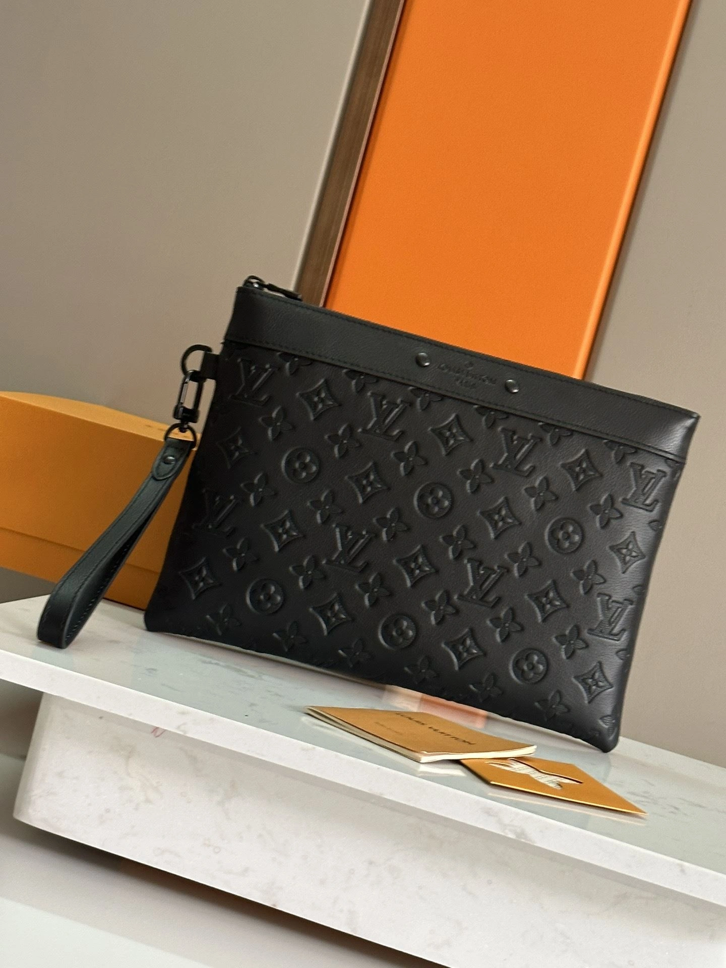 Mens Louis Vuitton Clutch Bags