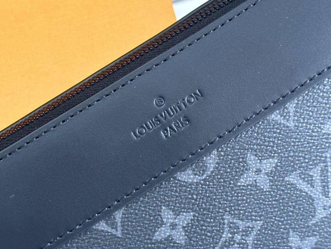 Official Mens Louis Vuitton Clutch Bags