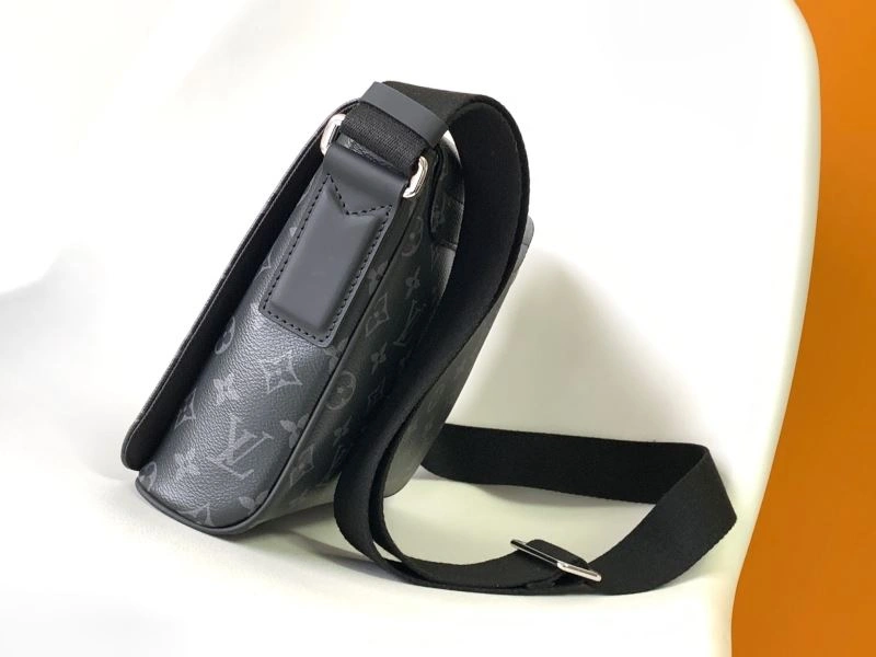 Factory-made Mens Louis Vuitton Satchel Bags
