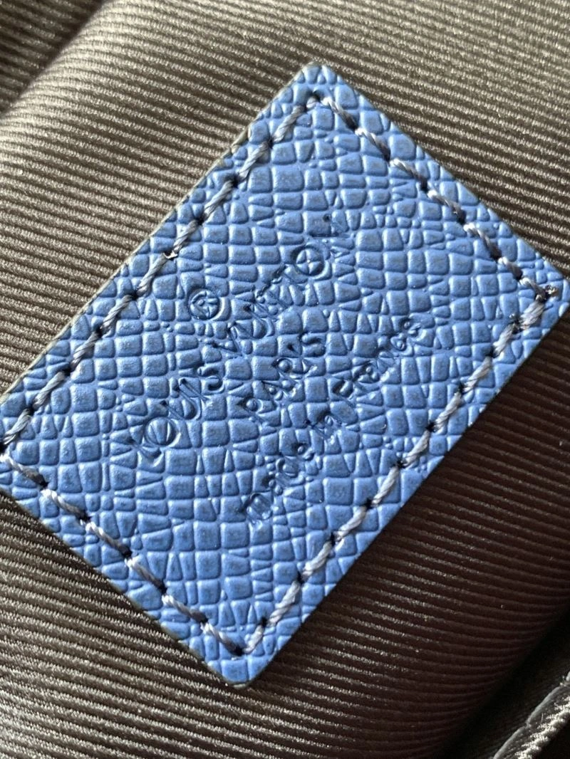 Indistinguishable Mens Louis Vuitton Satchel Bags