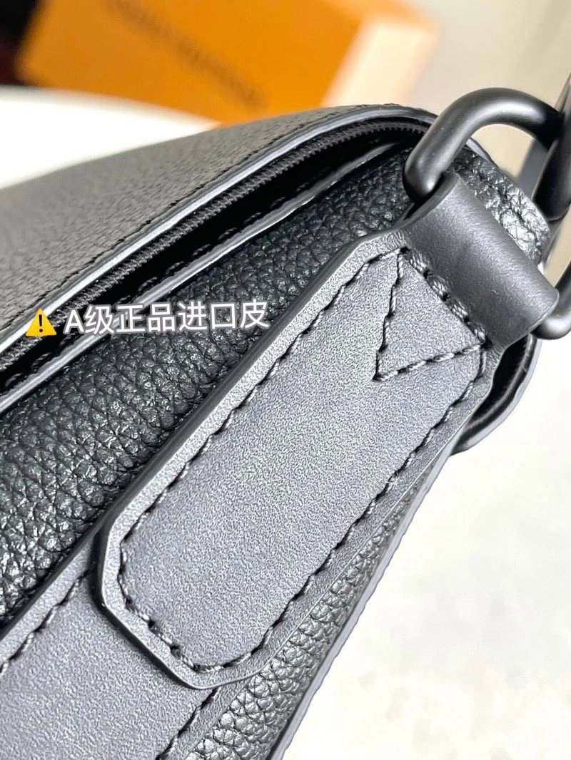 Budget-friendly Mens Louis Vuitton Satchel Bags