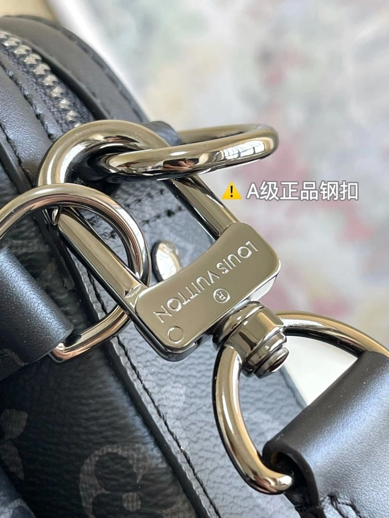 Perfect replica Mens Louis Vuitton Satchel Bags