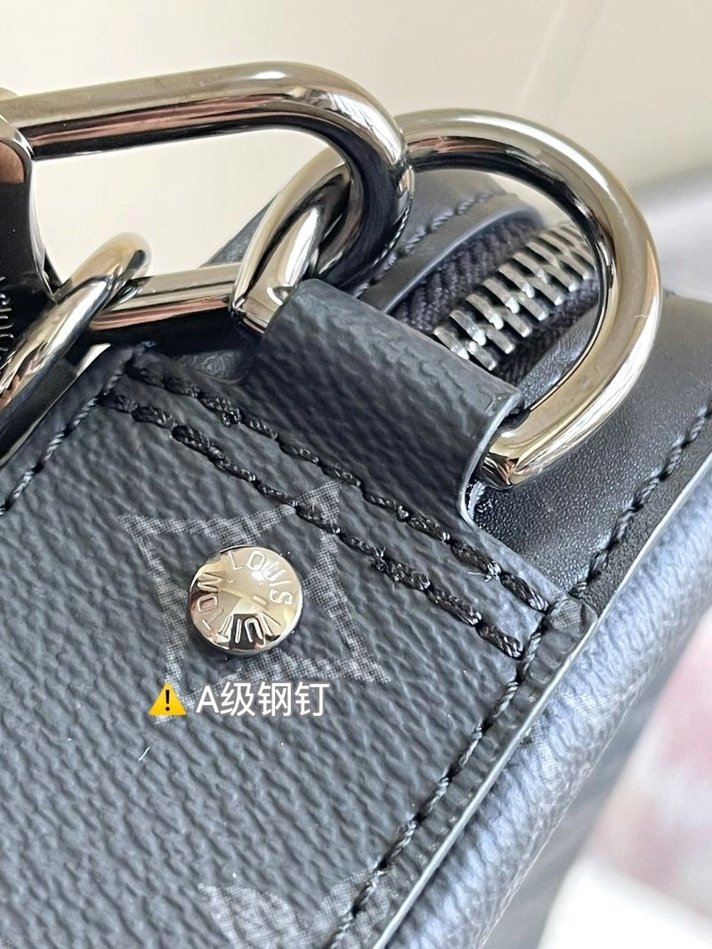 Perfect replica Mens Louis Vuitton Satchel Bags