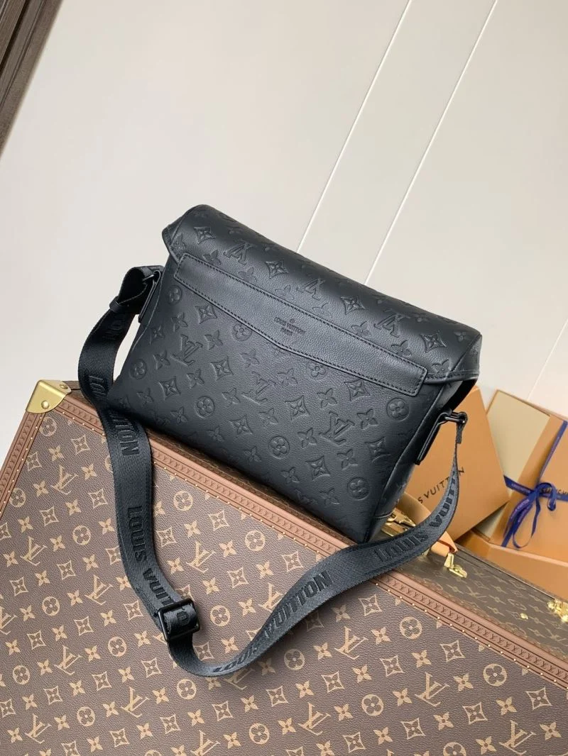 Budget-friendly Mens Louis Vuitton Satchel Bags