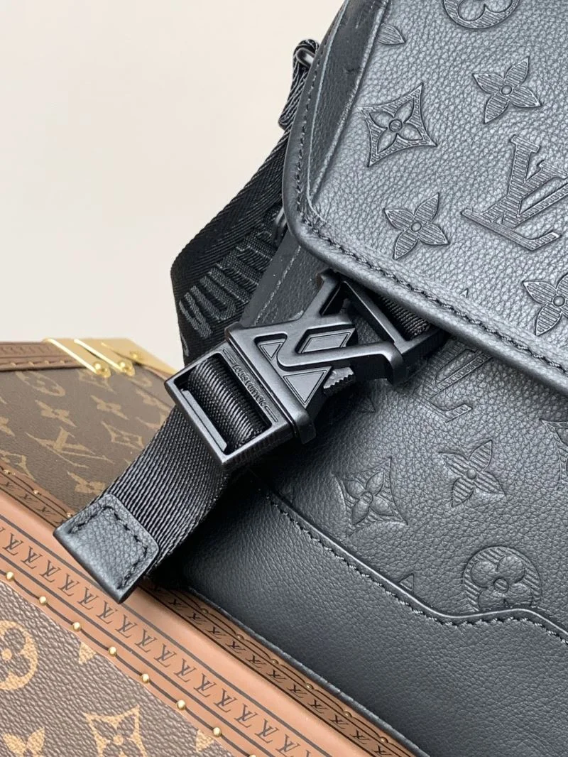 Budget-friendly Mens Louis Vuitton Satchel Bags