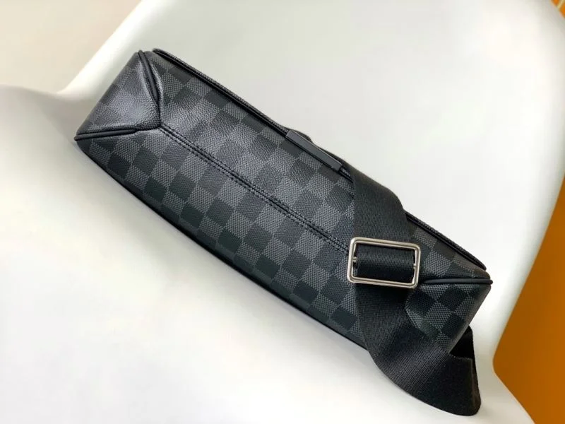 High fidelity Mens Louis Vuitton Satchel Bags