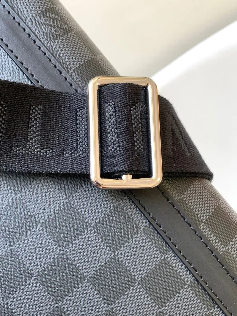 Bargain Mens Louis Vuitton Satchel Bags