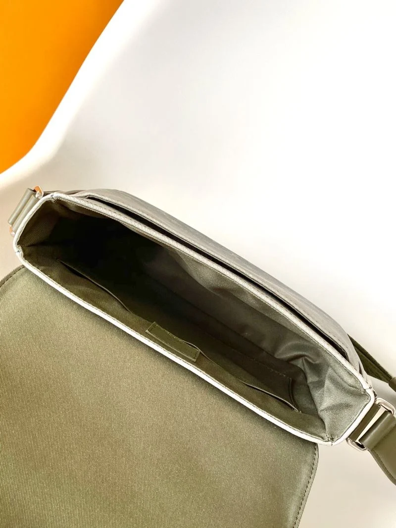 Mirror quality Mens Louis Vuitton Satchel Bags