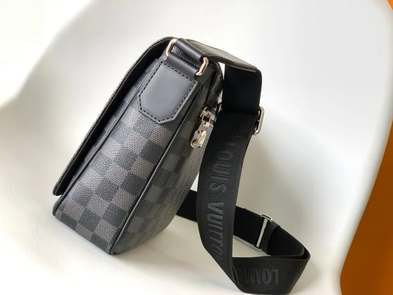 Economical Mens Louis Vuitton Satchel Bags