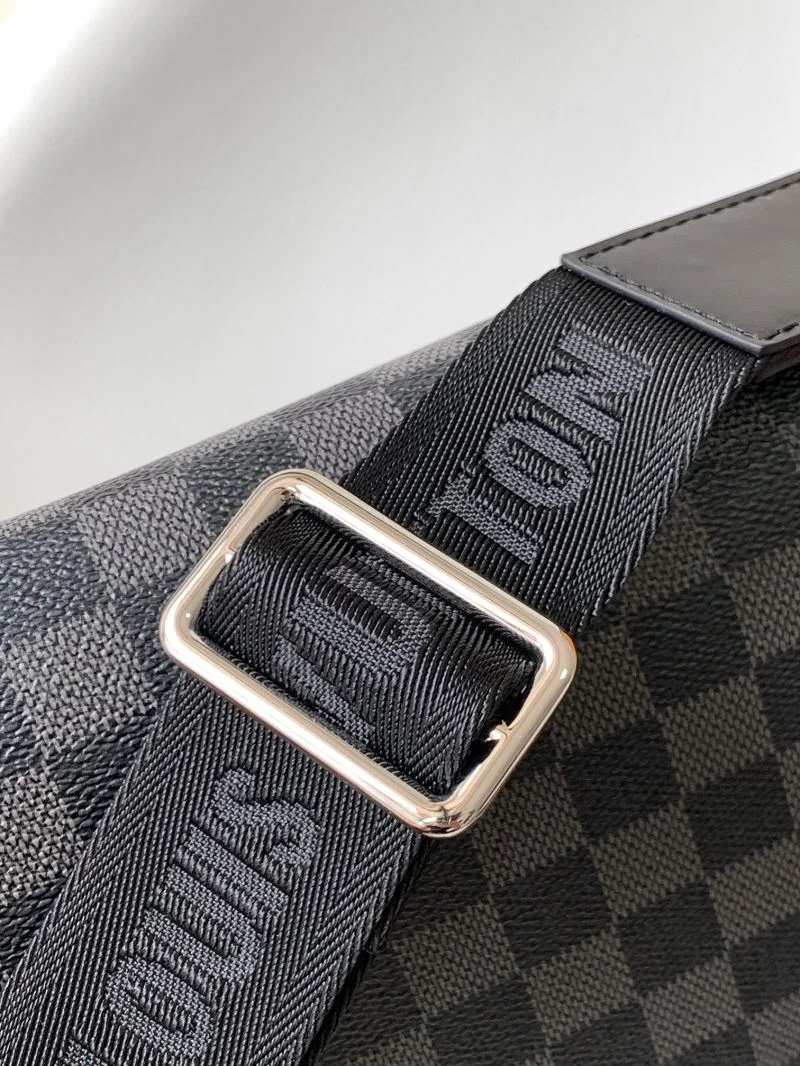 Economical Mens Louis Vuitton Satchel Bags