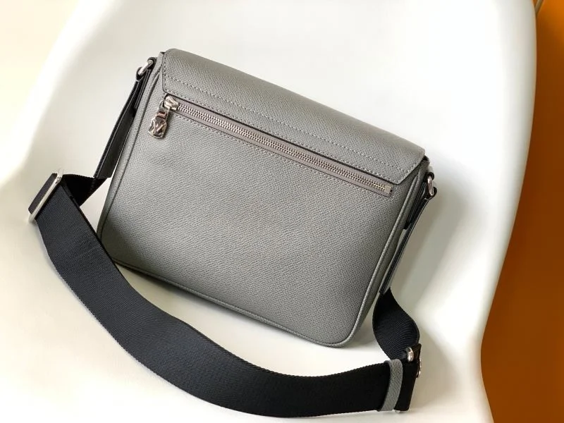 Budget-friendly Mens Louis Vuitton Satchel Bags