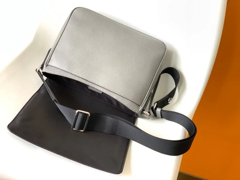 Budget-friendly Mens Louis Vuitton Satchel Bags