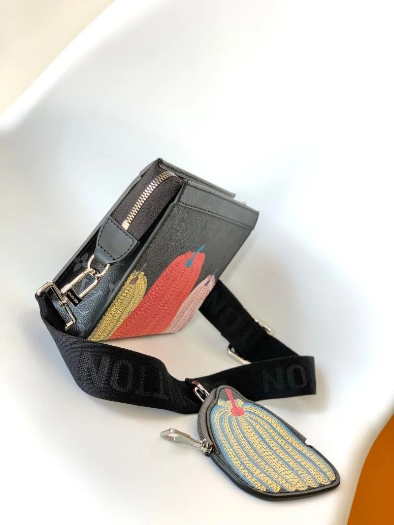 High accuracy Mens Louis Vuitton Satchel Bags
