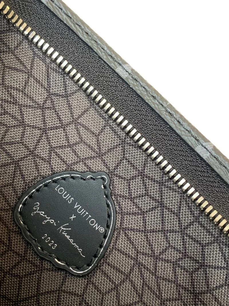 High accuracy Mens Louis Vuitton Satchel Bags