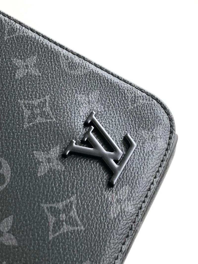 Exact replica Mens Louis Vuitton Satchel Bags