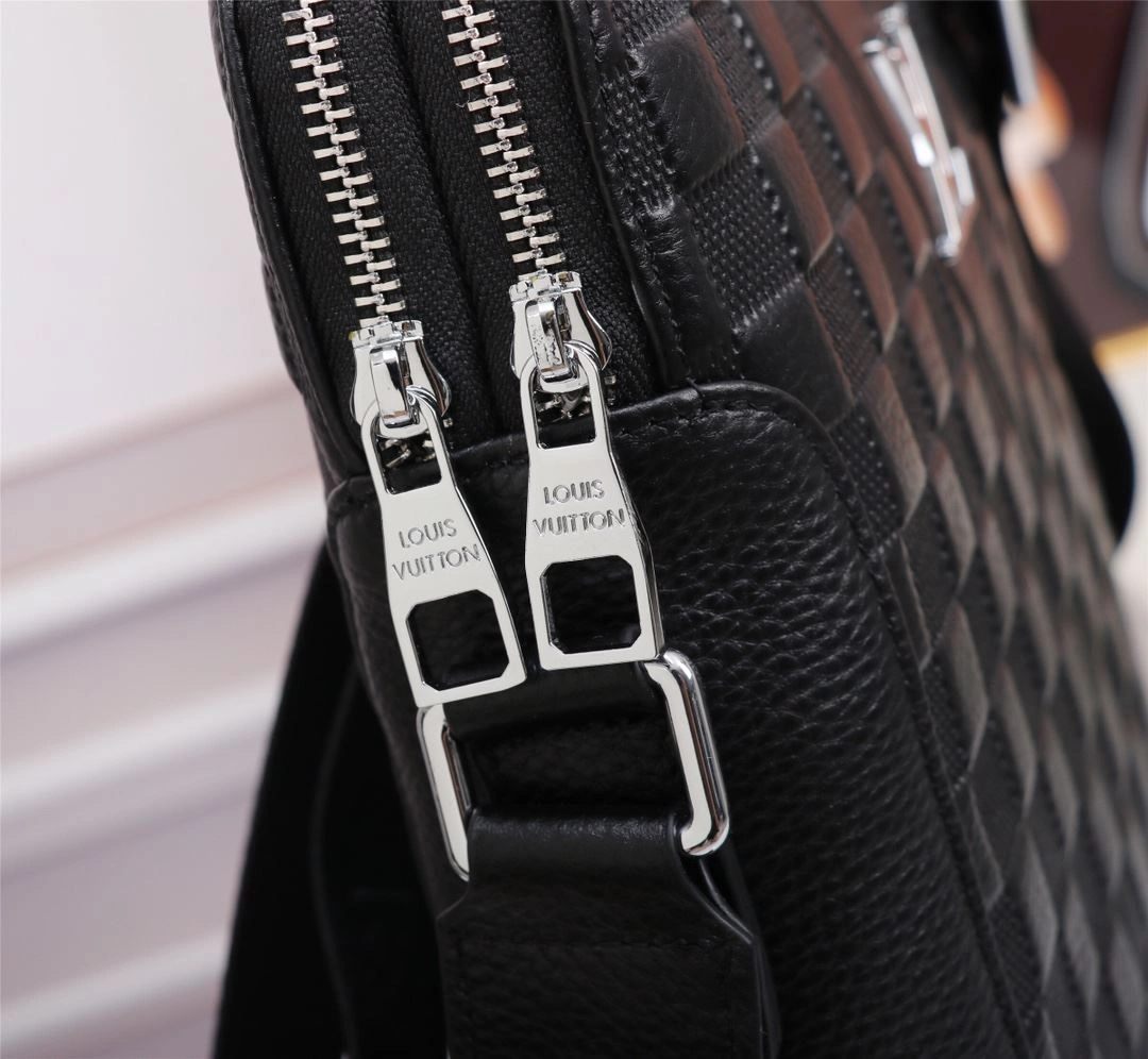 Bargain Mens Louis Vuitton Satchel Bags
