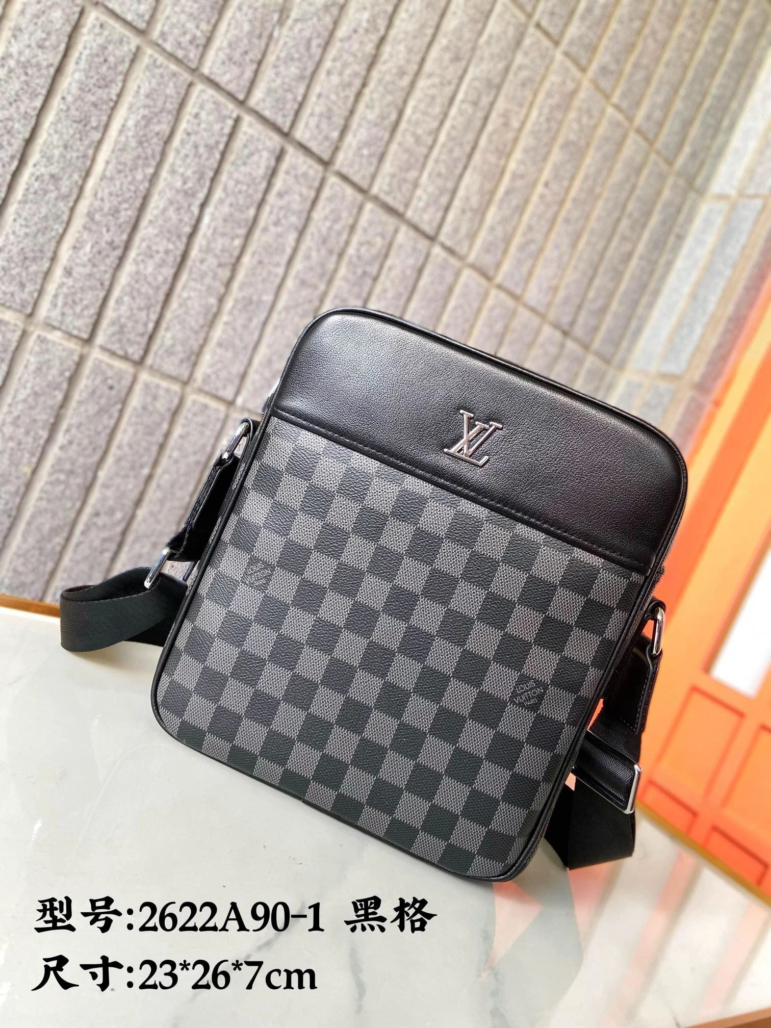 Mens Louis Vuitton Satchel Bags