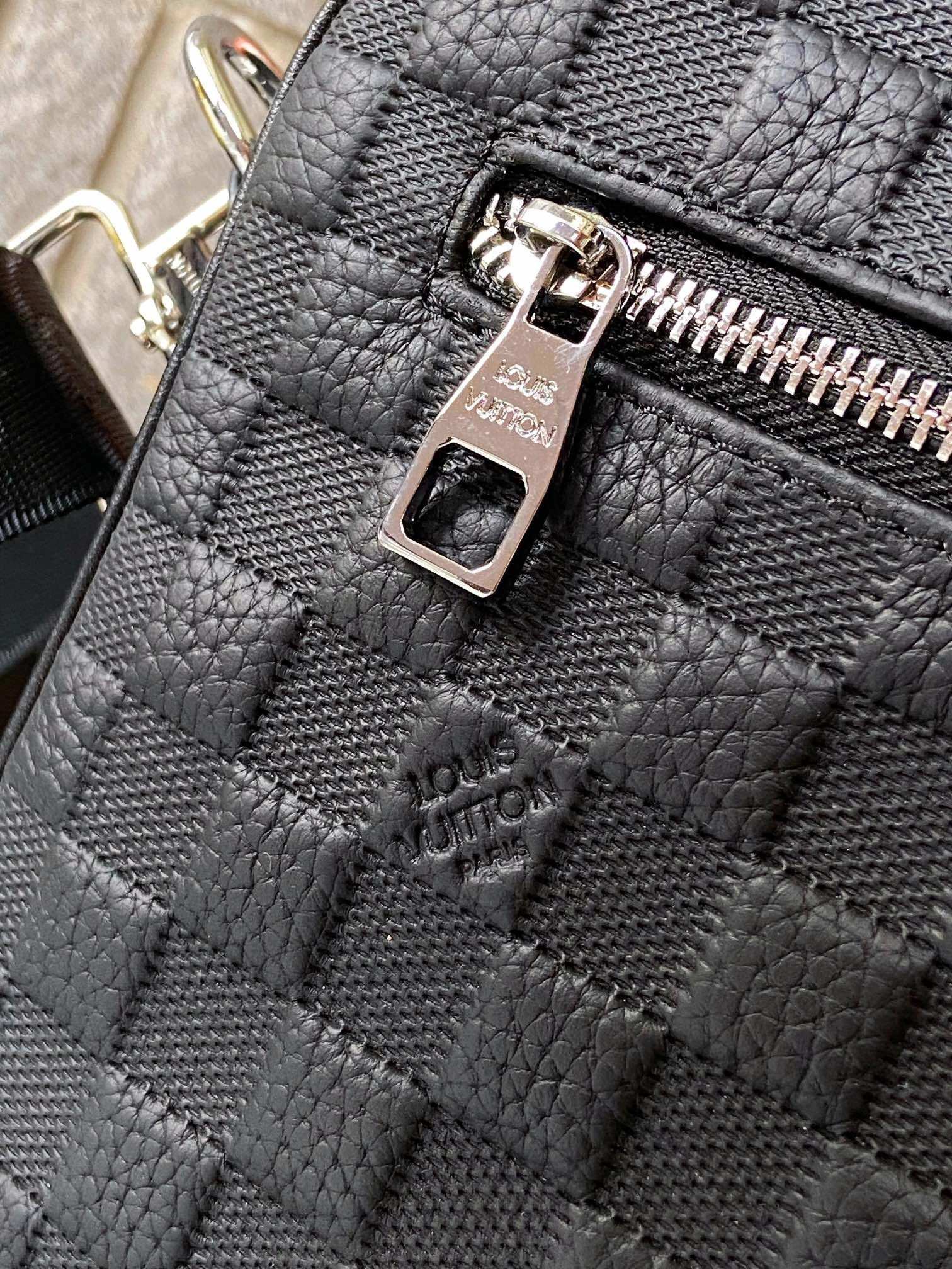 High accuracy Mens Louis Vuitton Satchel Bags